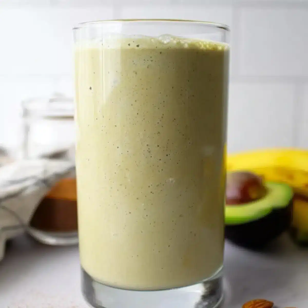 Banana Avocado Almond Milk Smoothie - 5 Ingredients for a Creamy Treat ...